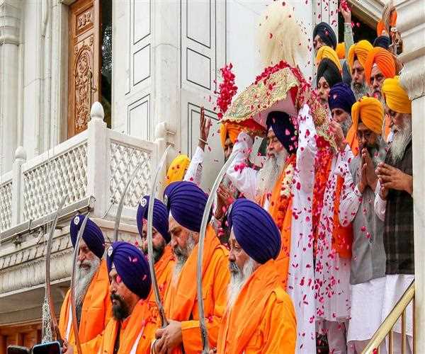 Guru Nanak Jayanti 2023- Lessons to learn from the founder of Sikhism ...