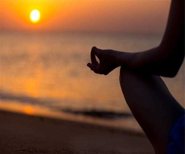 Different Paths Of Yoga Hatha Bhakti Karma Jnana Raja Mindstick